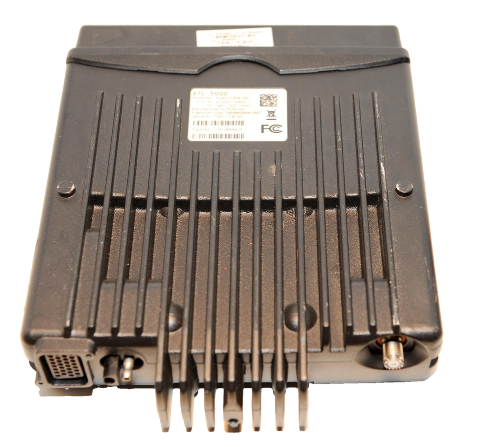 Motorola XTL 5000 UHF 380-470MHz P25 9600 Trunking O5 Head M20QSS9PW1AN ...