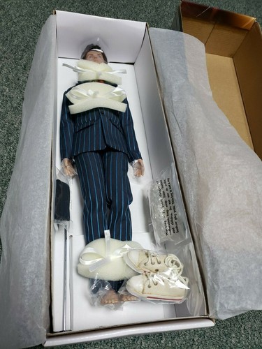BBC Doctor Who- 10th Doctor- David Tennant- 17" TONNER Doll w/Sonic ...