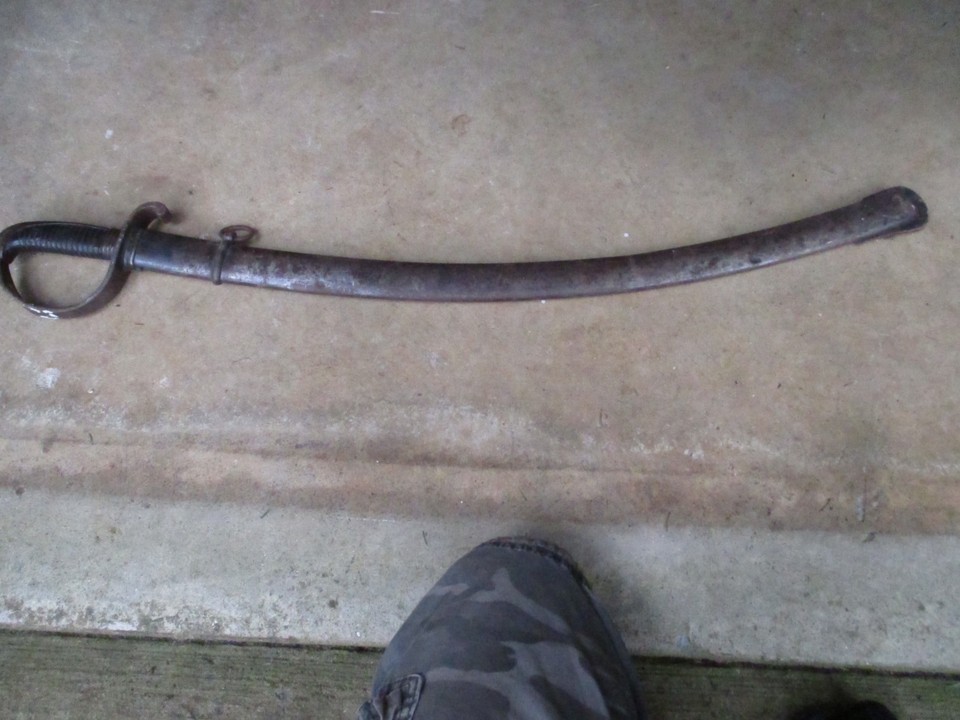 Antique Cavalry Sabre/Sword w/Scabbard relic civil / Indian war - WWI ...