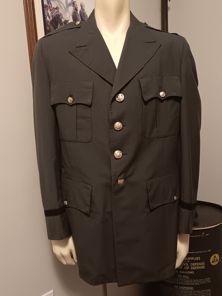 1960s VIETNAM WAR US ARMY 3rd Cavalry -Brave Rifles- AG-344 Class 3 ...
