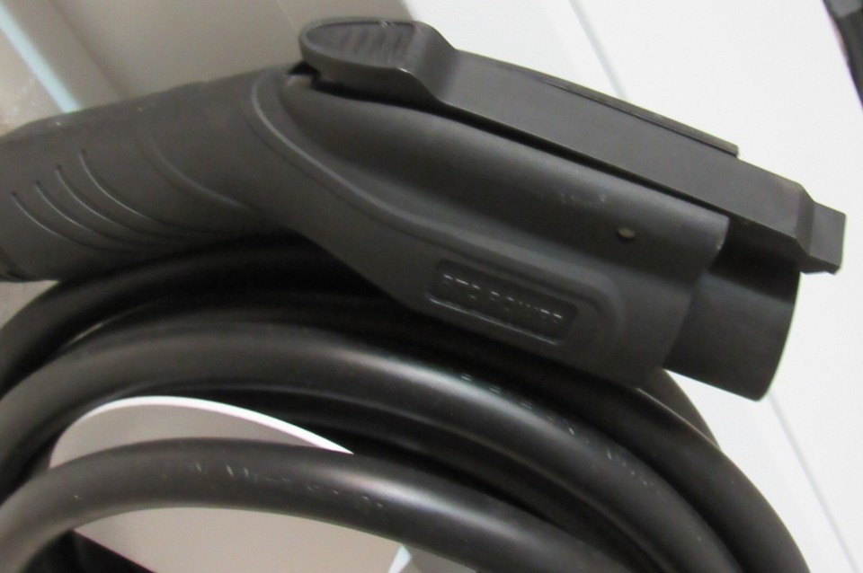 NEW BTC Power EVSE Vehicle Charging Station Dual Port Pedestal 7.2kW AC ...