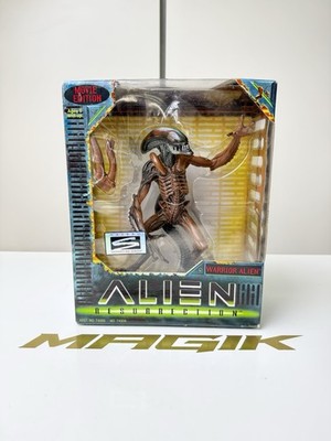 Alien Resurrection Warrior Alien Action Figure Movie Edition Kenner ...