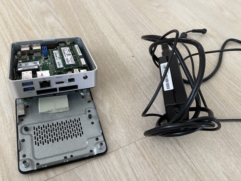Intel NUC i3-4010U, 8GB RAM, D34010WYK, No Hard Drive, No OS | eBay