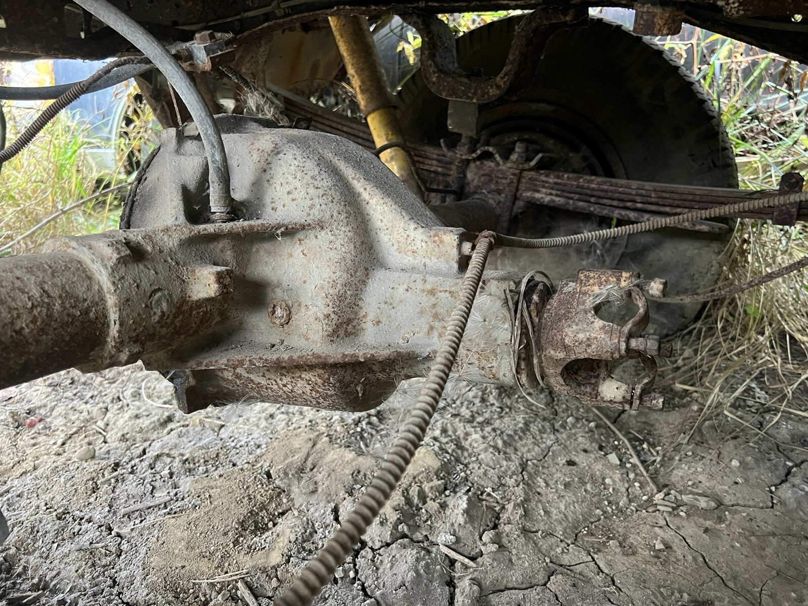 81-87 Chevy K10 REAR AXLE DIFFERENTIAL 3.73 10 Bolt 6 Lug Open Single ...