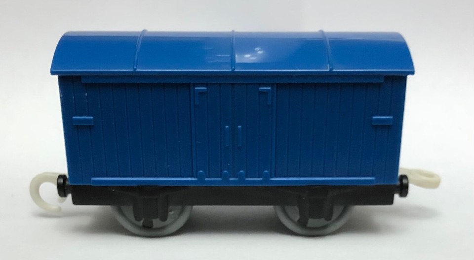 Rare Thomas & Friends - Trackmaster R9228 Train Car - Blue Van 2009 | eBay