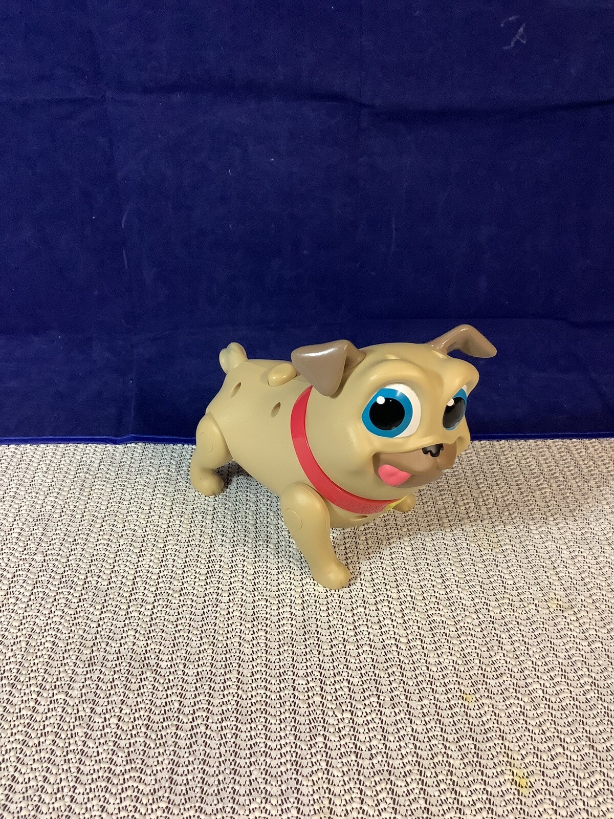 Disney Junior PUPPY DOG PALS Surprise Action Rolly 6" Tall Walks ...