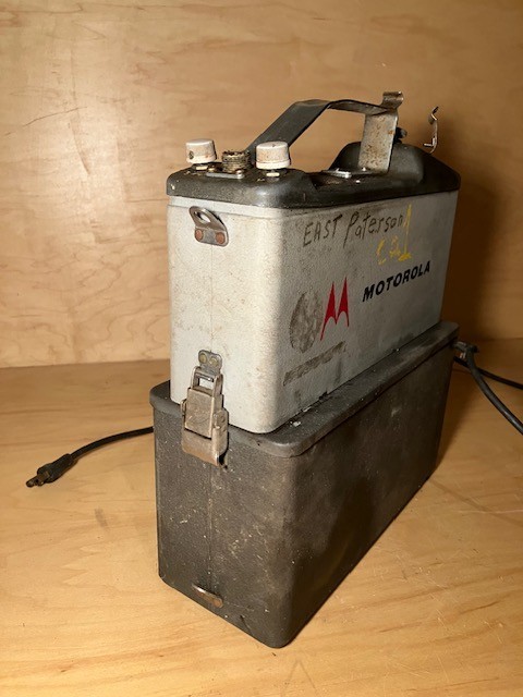 Motorola Handie talkie radiophone vintage radio powers on set OR part ...