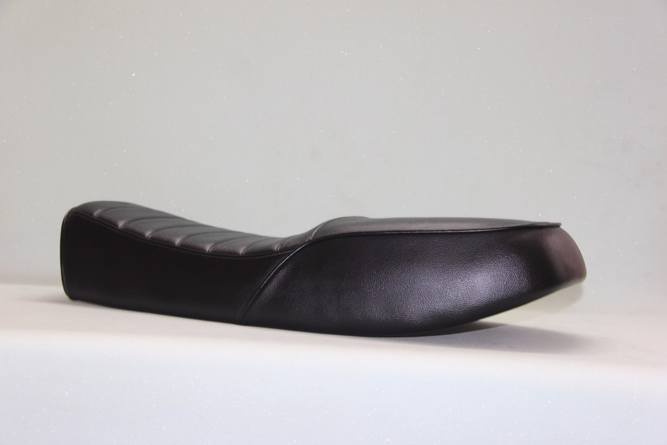 Texavina seat 1976 1977 Yamaha RD400 low profile dual passenger seat ...