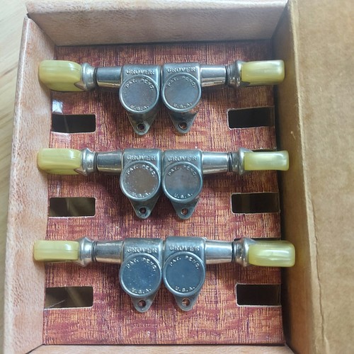 1960's GROVER 3 x 3 Guitar Tuning Machines***Complete Set w/ Bushings ...