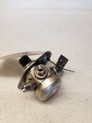 2014 Land Range Rover - High Pressure Fuel Pump - DX239D376AA - R320927 ...