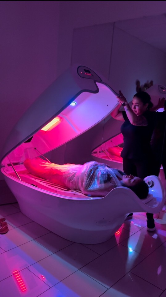 Cocoon Wellness Fitness Pod, Infrared and Red Light, Slimcapsule, Free ...