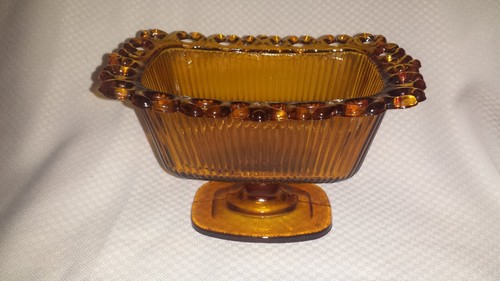 VTG 1981 FTDA AMBER RIBBED GLASS PEDESTAL FLOWER CANDY DISH OPEN LACE ...