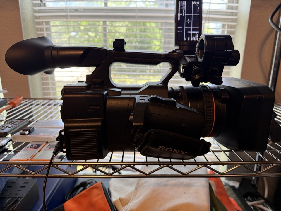 Sony PXW-X180 Camcorder with case, zoom, sxs cards, case, And Remote | eBay