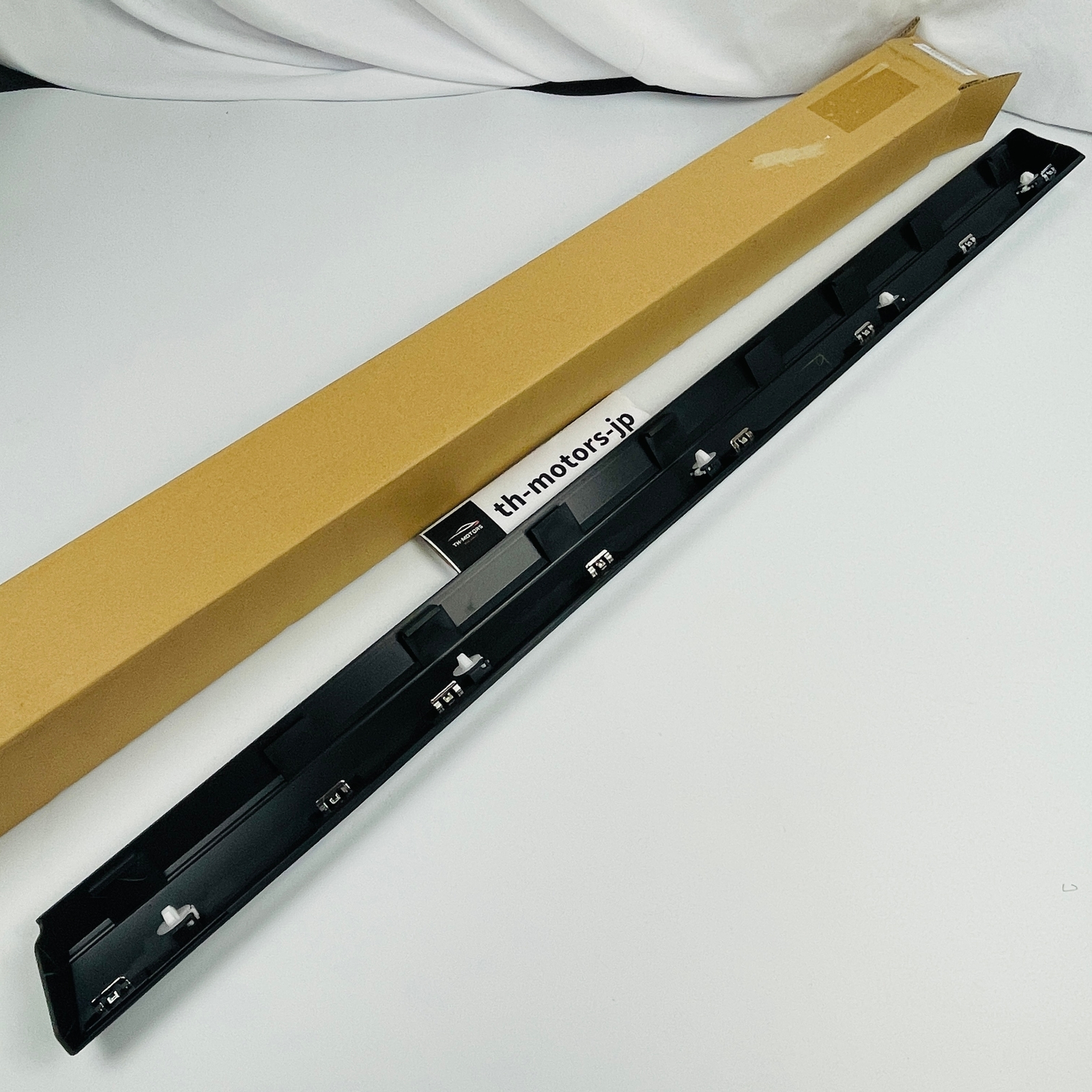 NISSAN Genuine 2009-2014 Murano Driver Front Lower Door Molding LH ...