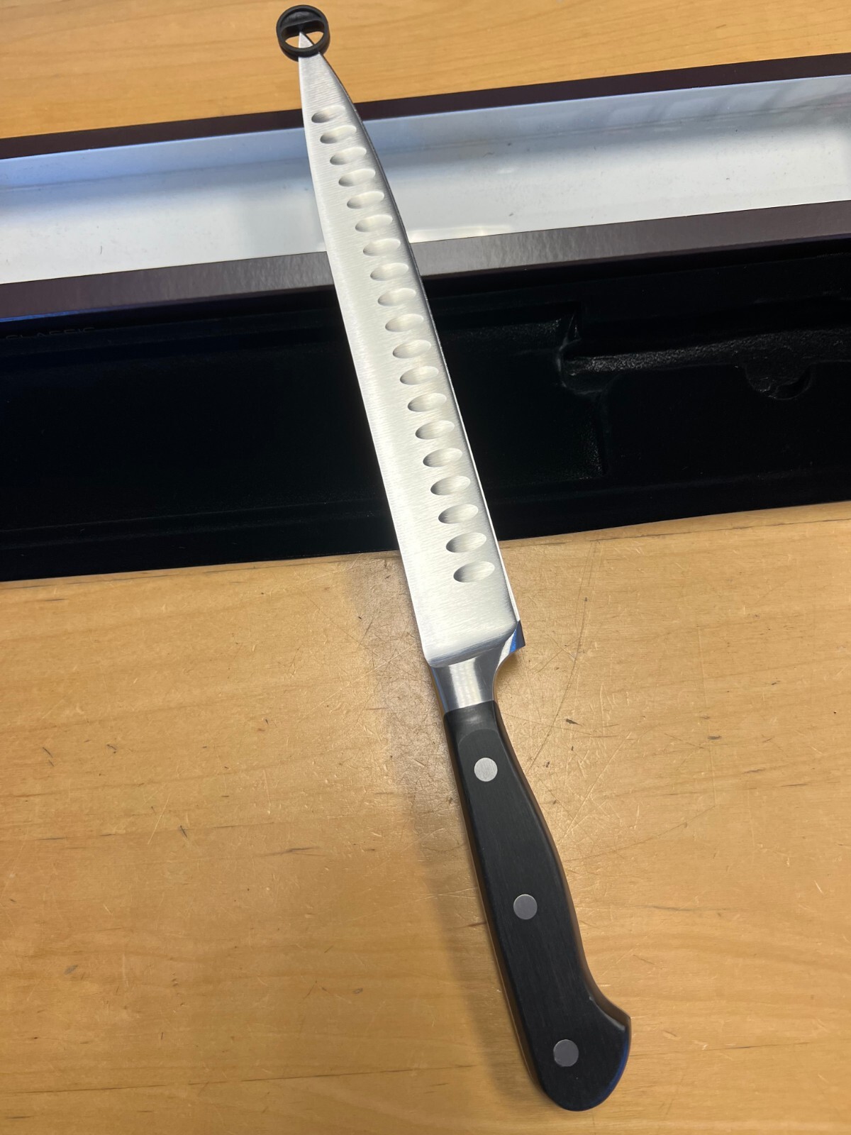 Wusthof Classic - 9" Slicing Knife w/Hollow Edge 1040100823 retail box ...