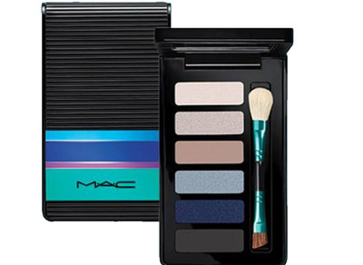 MAC Enchanted Eve Eyes Shadow in NAVY | eBay