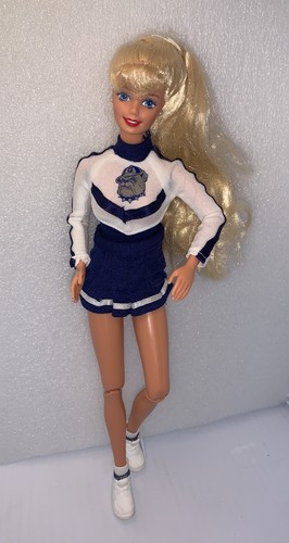 UNIVERSITY BARBIE 1996 GEORGETOWN BULLDOGS CHEERLEADER DOLL (938) | eBay