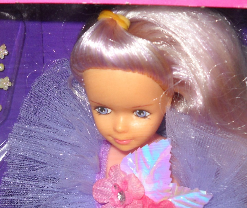 #5939 NRFB Vintage Creata Flower Princess Instant Fashion Changes Doll ...