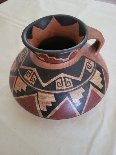 Signed Chile Ivan Handmade Art Pottery Vase Abstract 6" Tall x 9" Wide ...