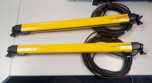 KEYENCE GL-R55F (GL-R55F-R & GL-R55F-T) 14mm resolution/55 beam/564mm ...