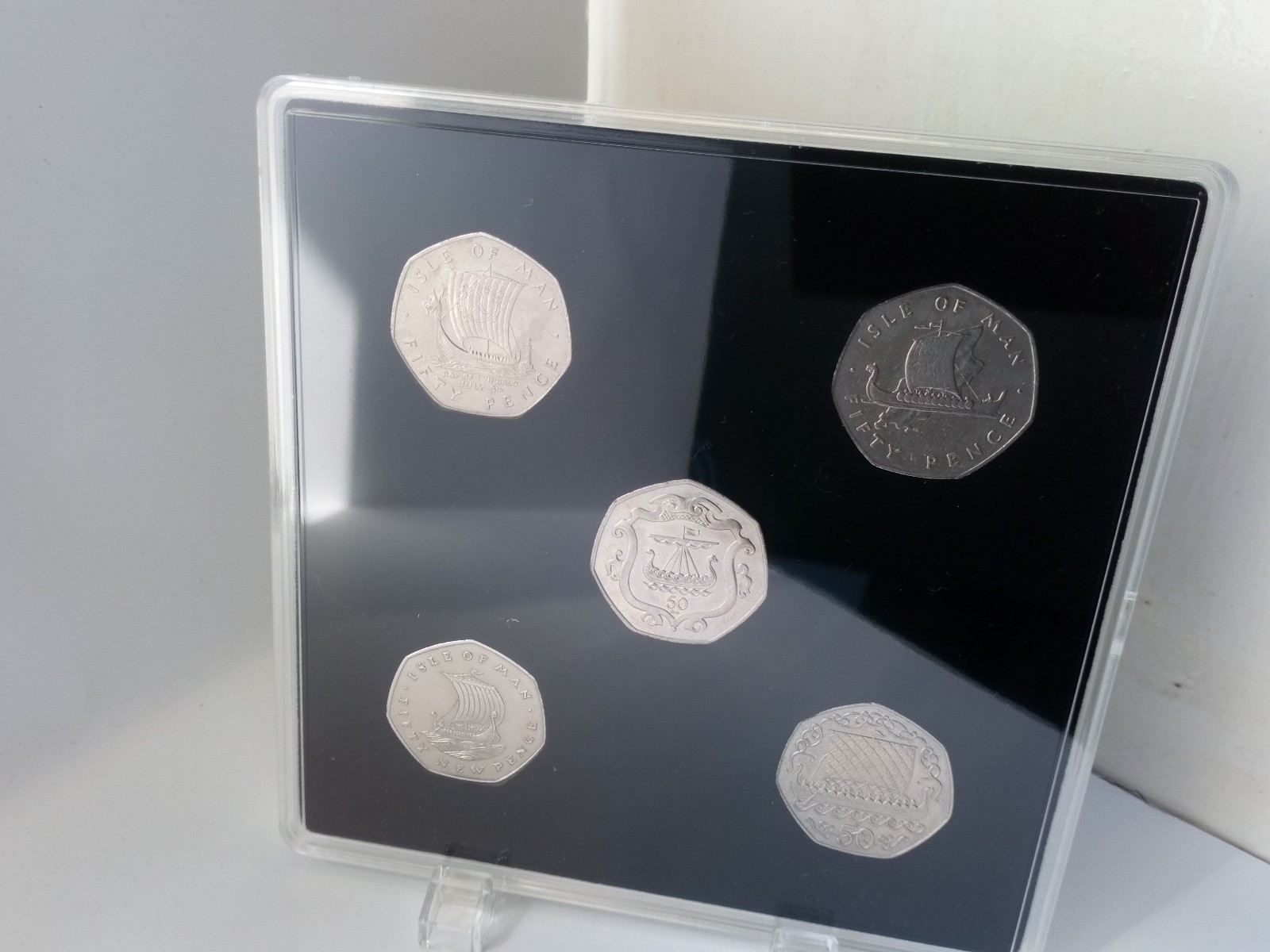 ACRYLIC COIN DISPLAY CASES FOR OLD 50p, NEW 50p,10p,1 pound,2 POUNDS ...