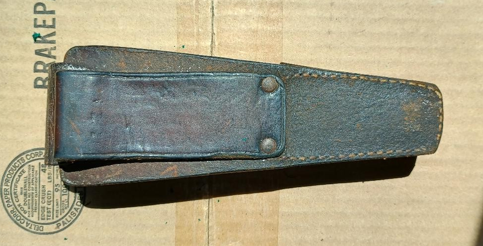 VINTAGE U.S.ARMY LEATHER POUCH CS-34 ''SIGNAL CORPS'' WITH KNIFE AND ...