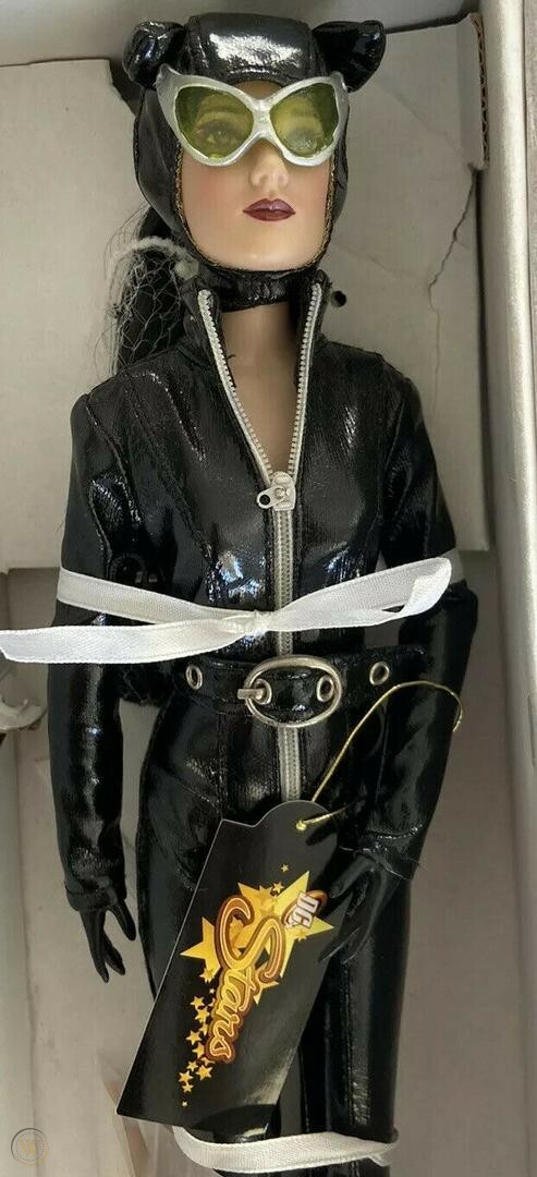 Tonner DC Stars Catwoman 13 Inch Collectible Doll*MIP*Only 500 Produced ...