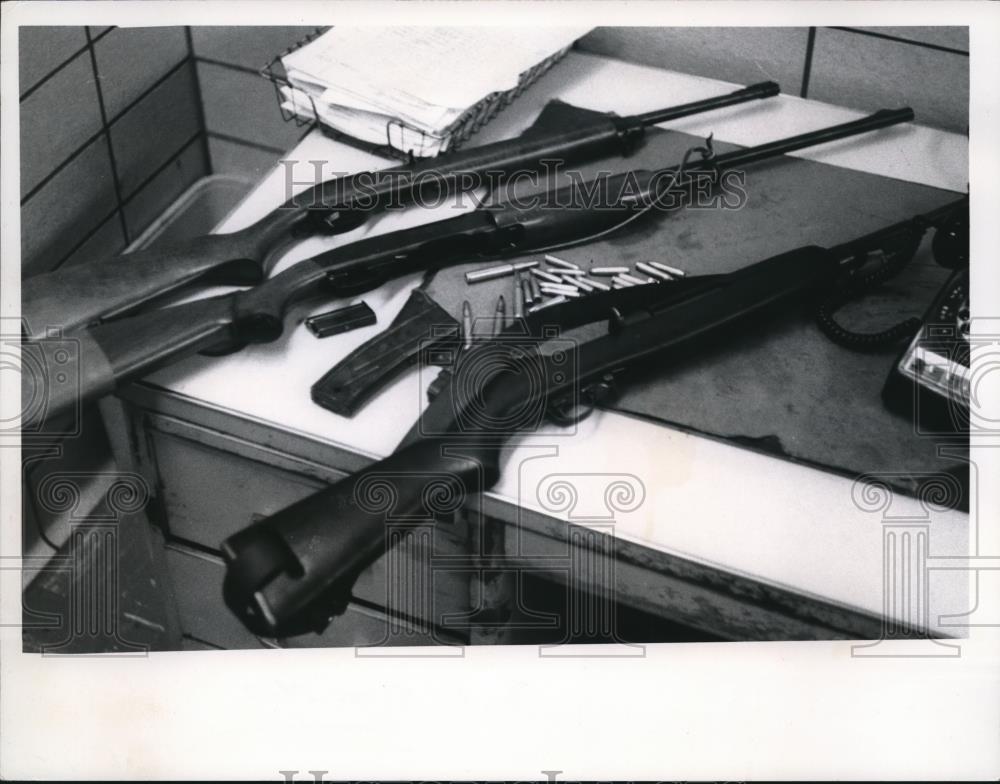 1968 Press Photo Police recovered weapons from snipers nests - cva73674 ...
