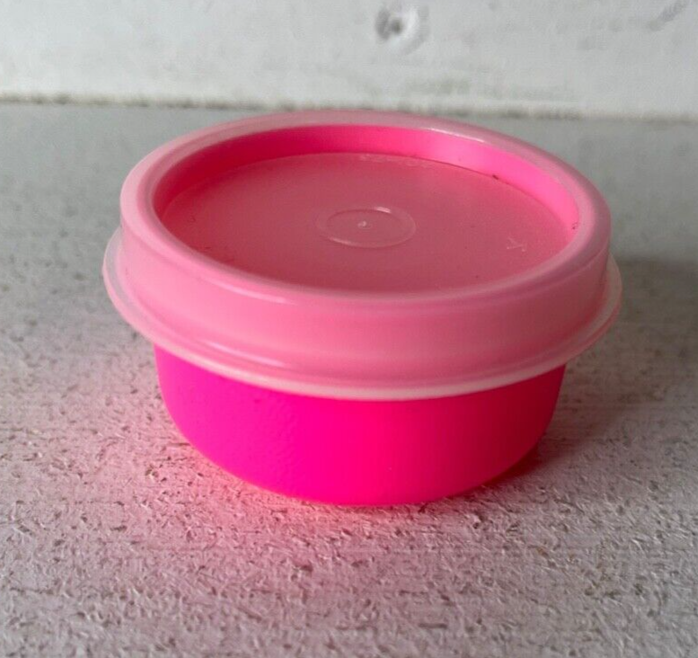 Vintage Tupperware Smidgets 1 oz Travel Pill Container #1463 Hot Pink ...