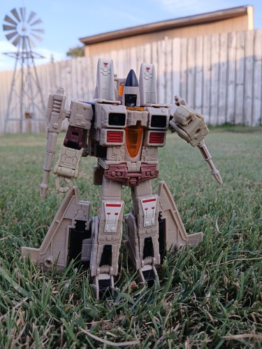 Transformers War for Cybertron Custom Generations Selects Voyager ...