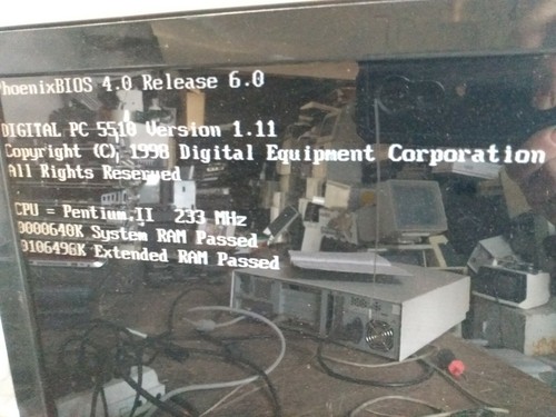 VINTAGE DEC DIGITAL PC INTEL PENTIUM II 233 MHZ DESKTOP COMPUTER MODEL ...