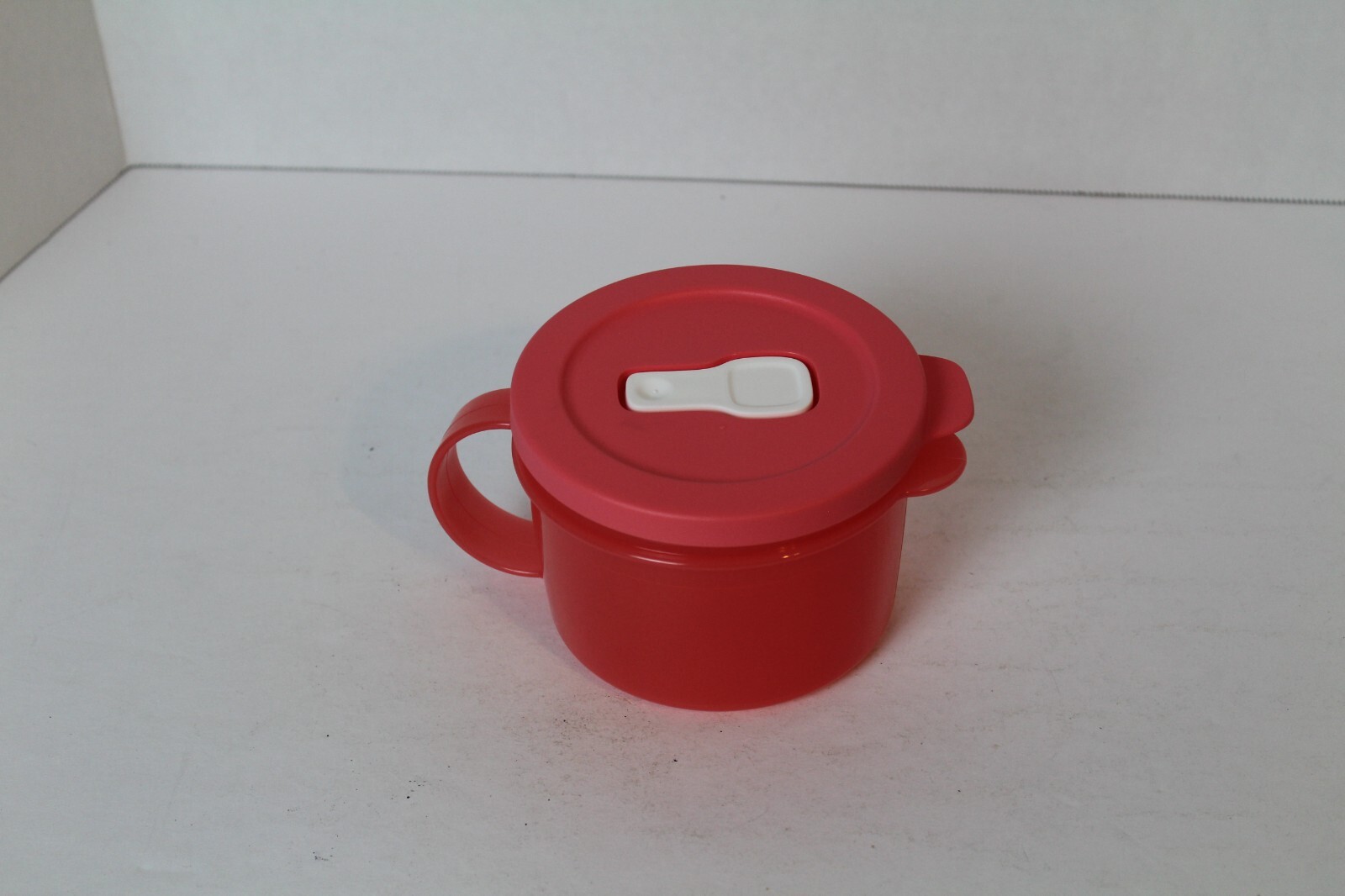 TUPPERWARE CRYSTALWAVE (+Stainguard) guava Microwavable SOUP MUG | eBay
