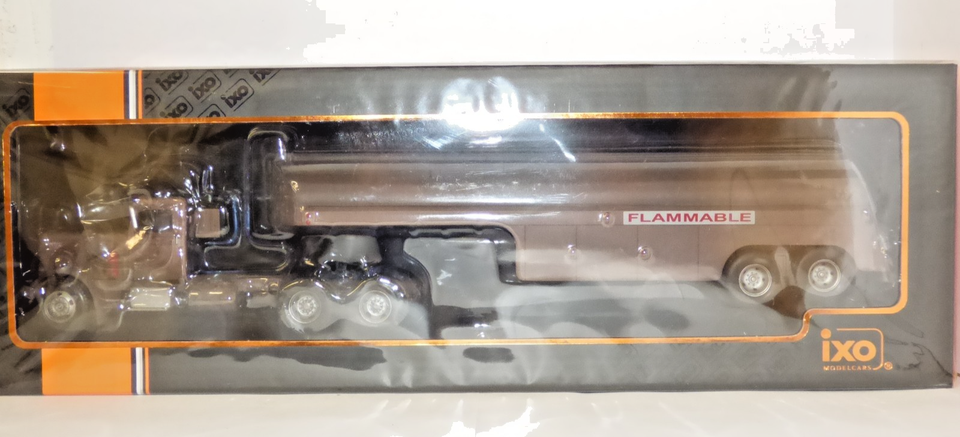Ixo 1:43 scale Peterbilt 281 6x4 & Petrol Tanker rusty brown Duel Film ...