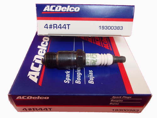 ** OEM GENUINE AC DELCO P/N R44T - Spark Plugs BOX SET OF 4 [NEW IN BOX ...