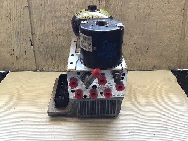 2004 MERCEDES E500 Anti Lock Brake ABS Hydraulic Pump Motor Actuator ...