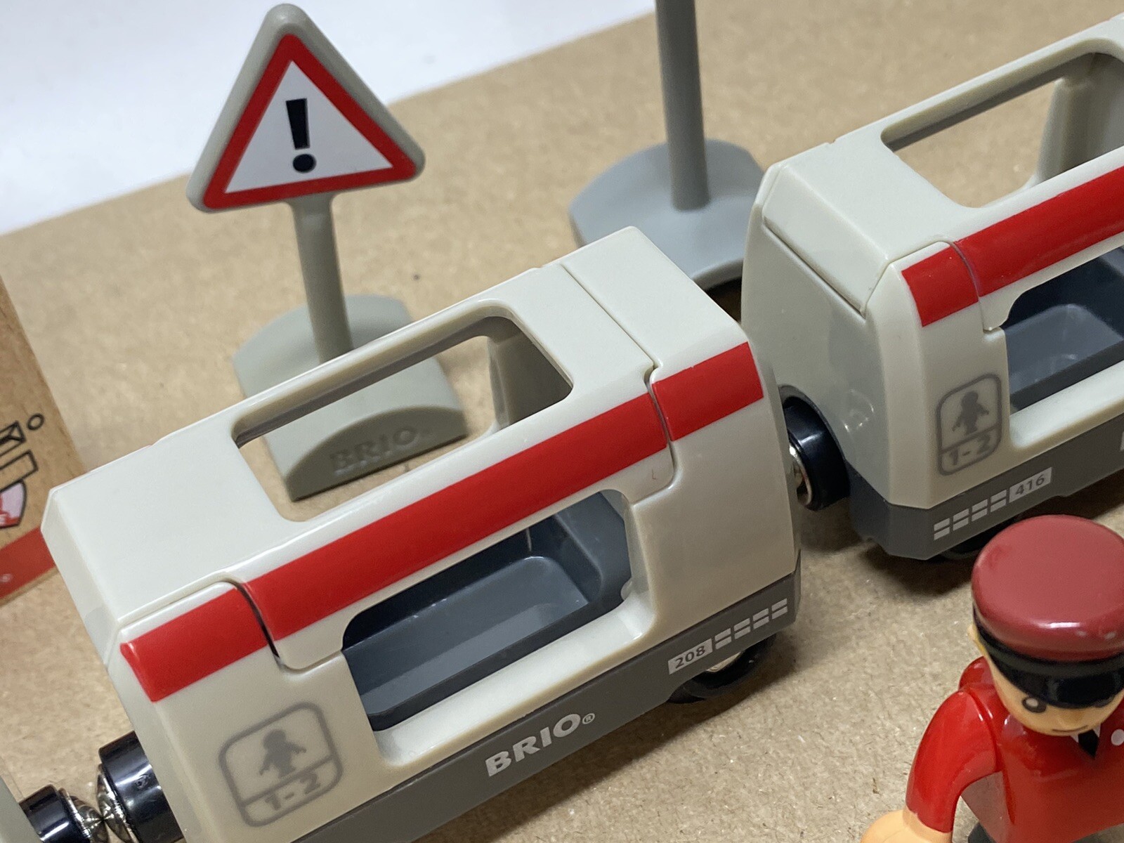 Railway Travel Train 33505 BRIO 2 Figures LS 208 Lo 416 People 3 5pc ...