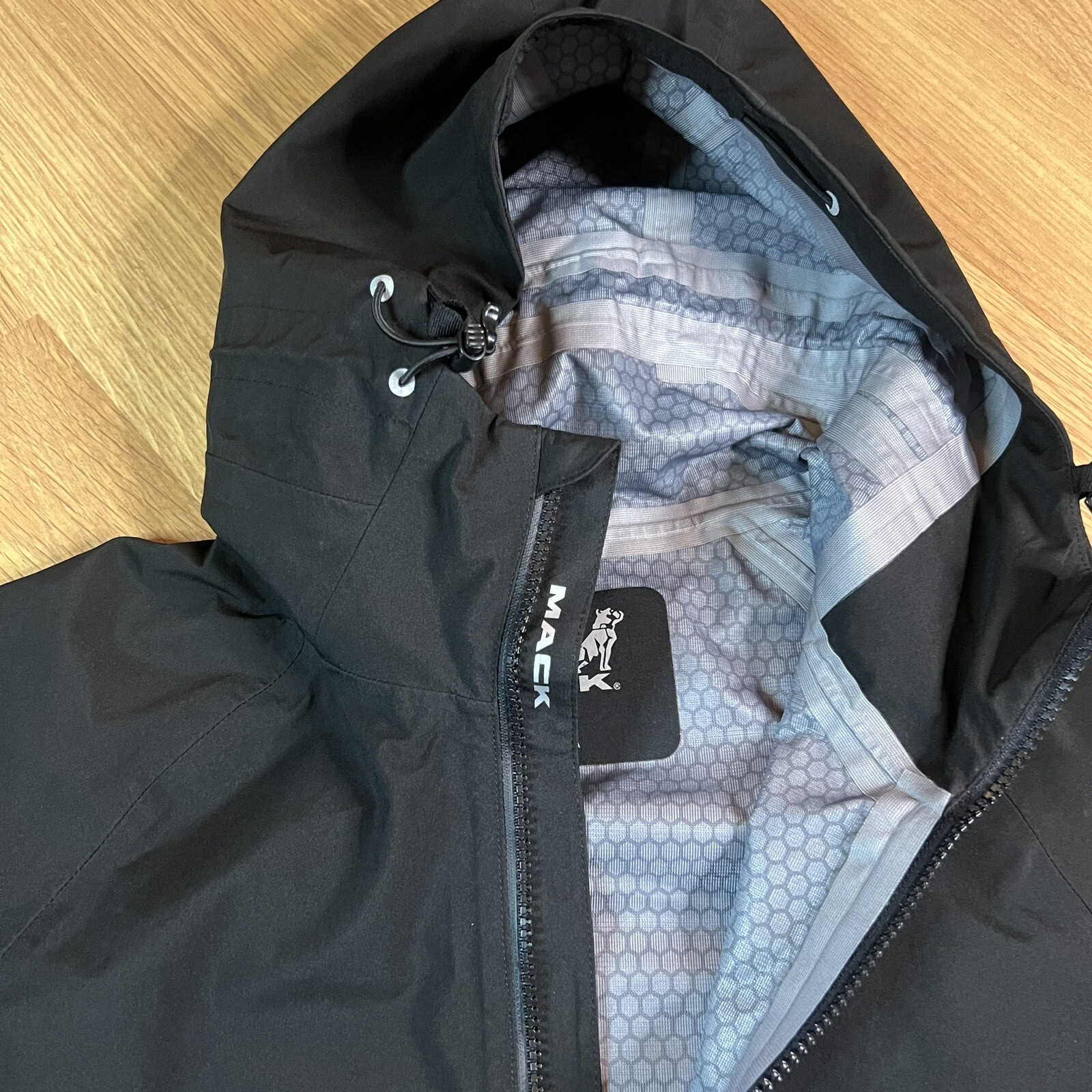 Mack Trucks Waterproof Rain Jacket Logo Size Small So… - Gem