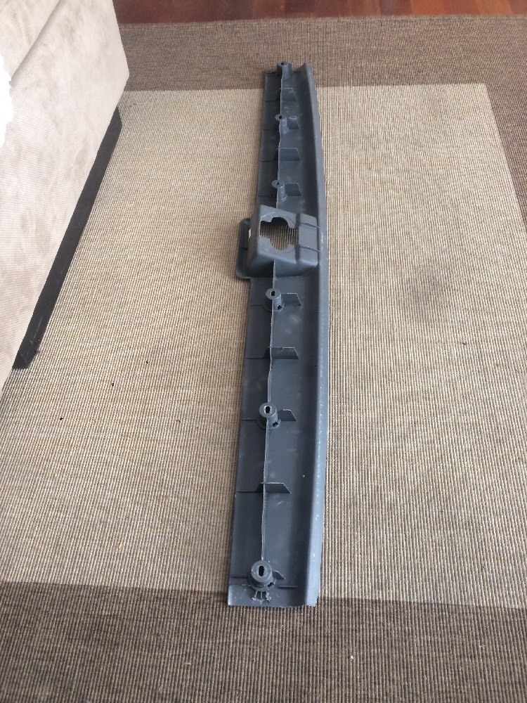 98-03 MERCEDES BENZ ML320 TRUNK LOWER TRIM STRIP COVER TAN LATCH/LOCK ...