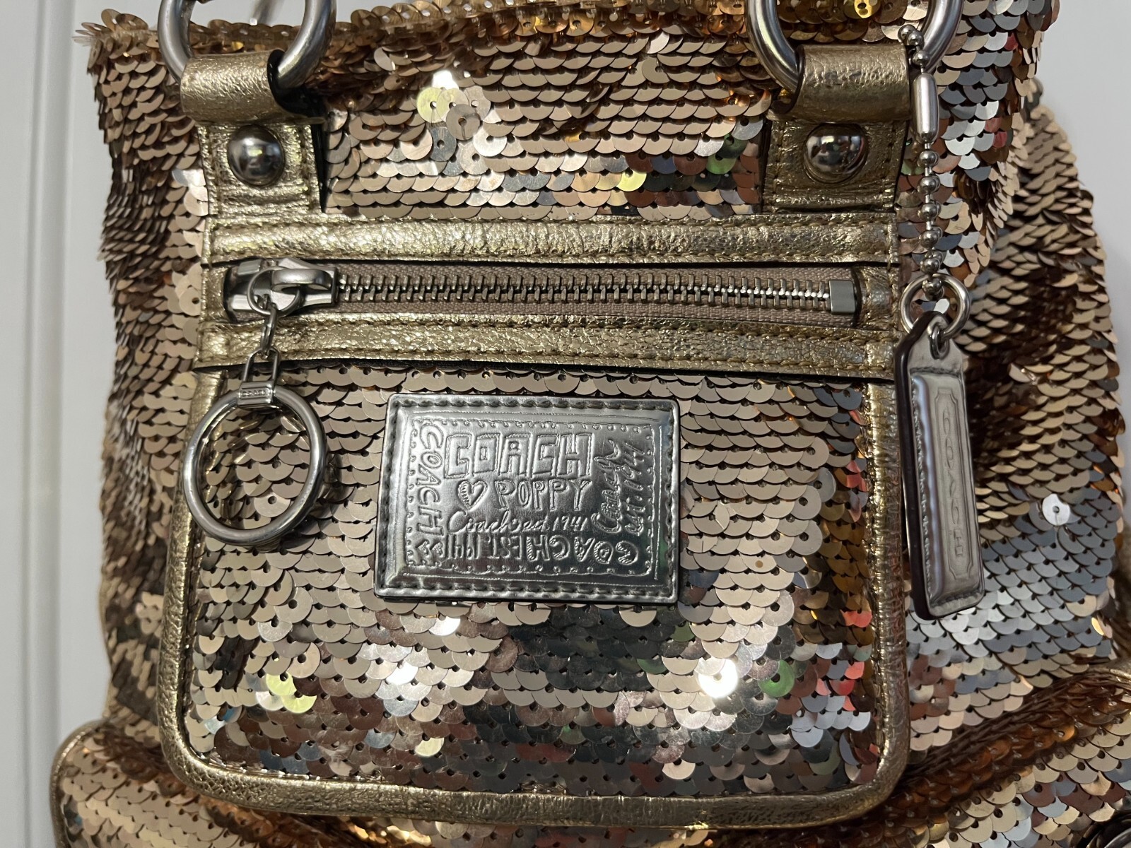 COACH POPPY Large SPOTLIGHT Gold Sequins 2Way Bag Pur… - Gem