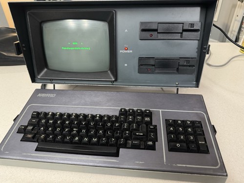 Kaypro 4 Vintage Computer With Keyboard and bag | eBay