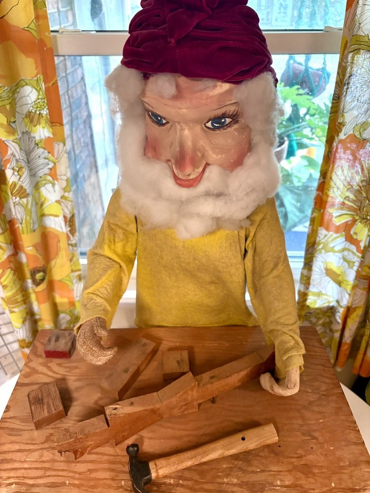 David Hamberger Workshop Elf Gnome Animated Mechanical Christmas Store ...