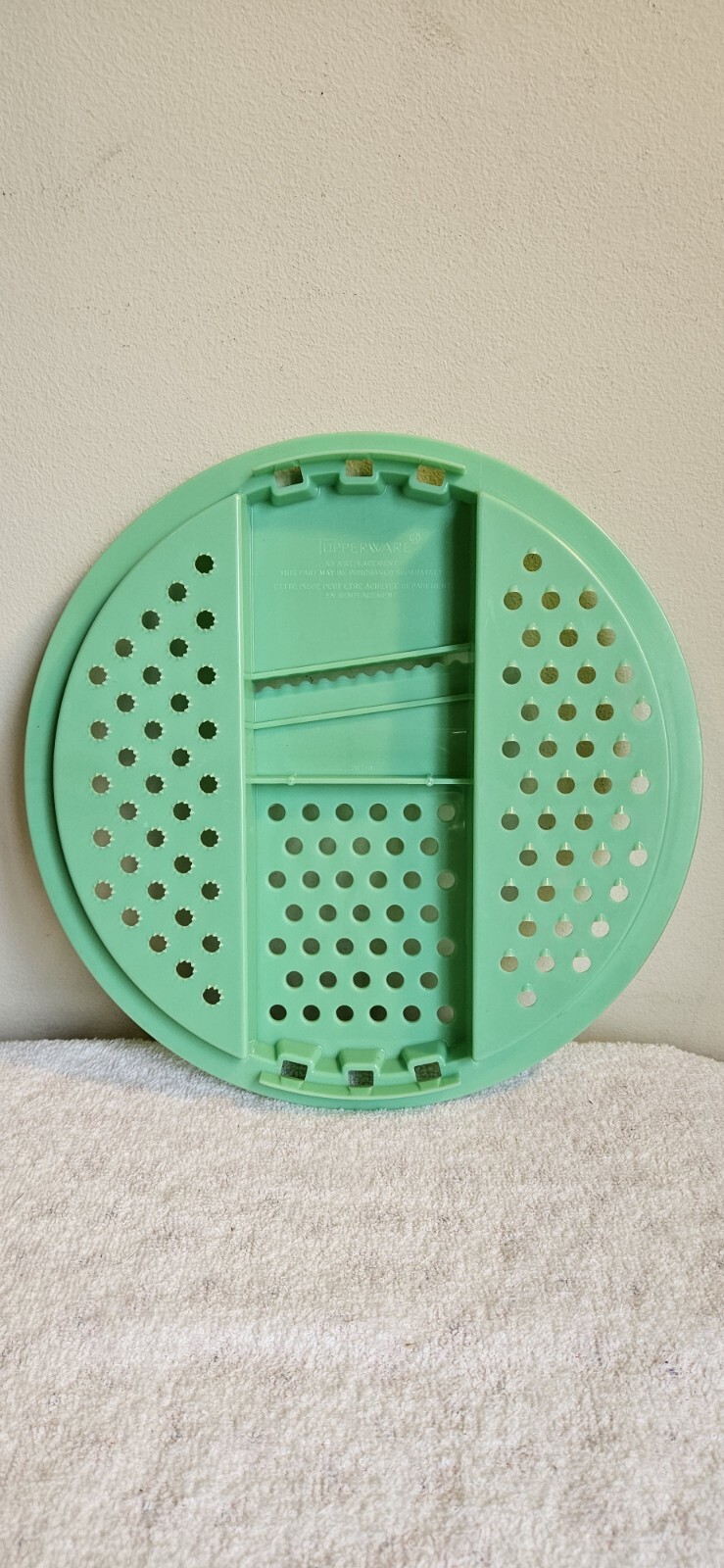 TUPPERWARE VTG GREEN STAR 9" FOOTED COLANDER STRAINER 339-2 & GRATER ...