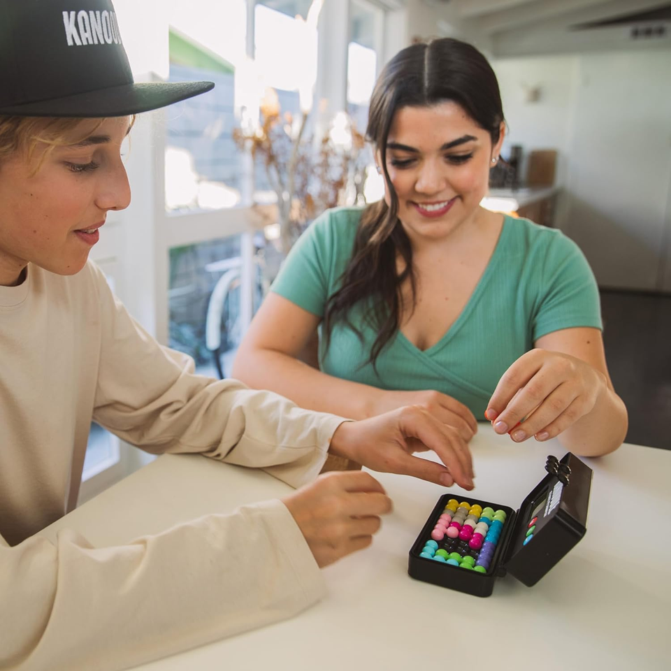 Kanoodle Ultimate Champion - 3D Brain Teaser Puzzle with Timer ...