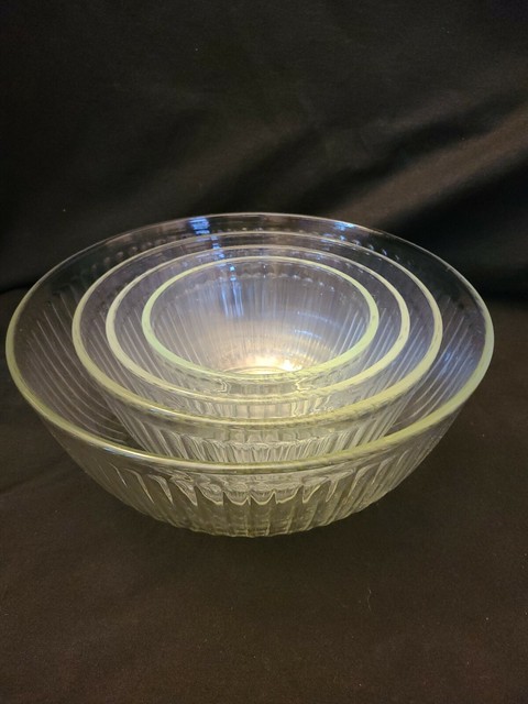 Vintage PYREX Set of 4 Clear Ribbed Nesting Mixing Bowls No Chips 7401 - 7404-s for sale online ...