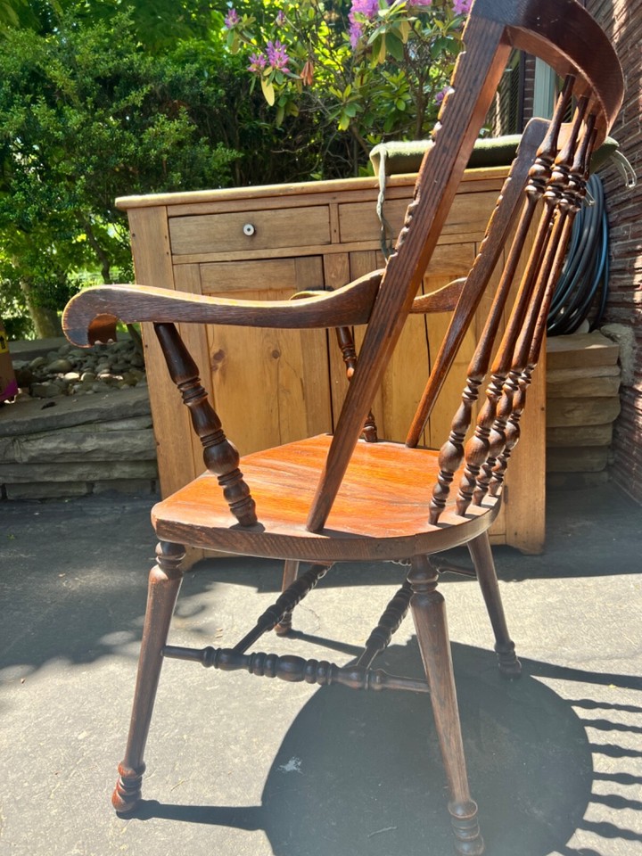 Antique Oak Arm Chair with Carved Back and Spindles | eBay