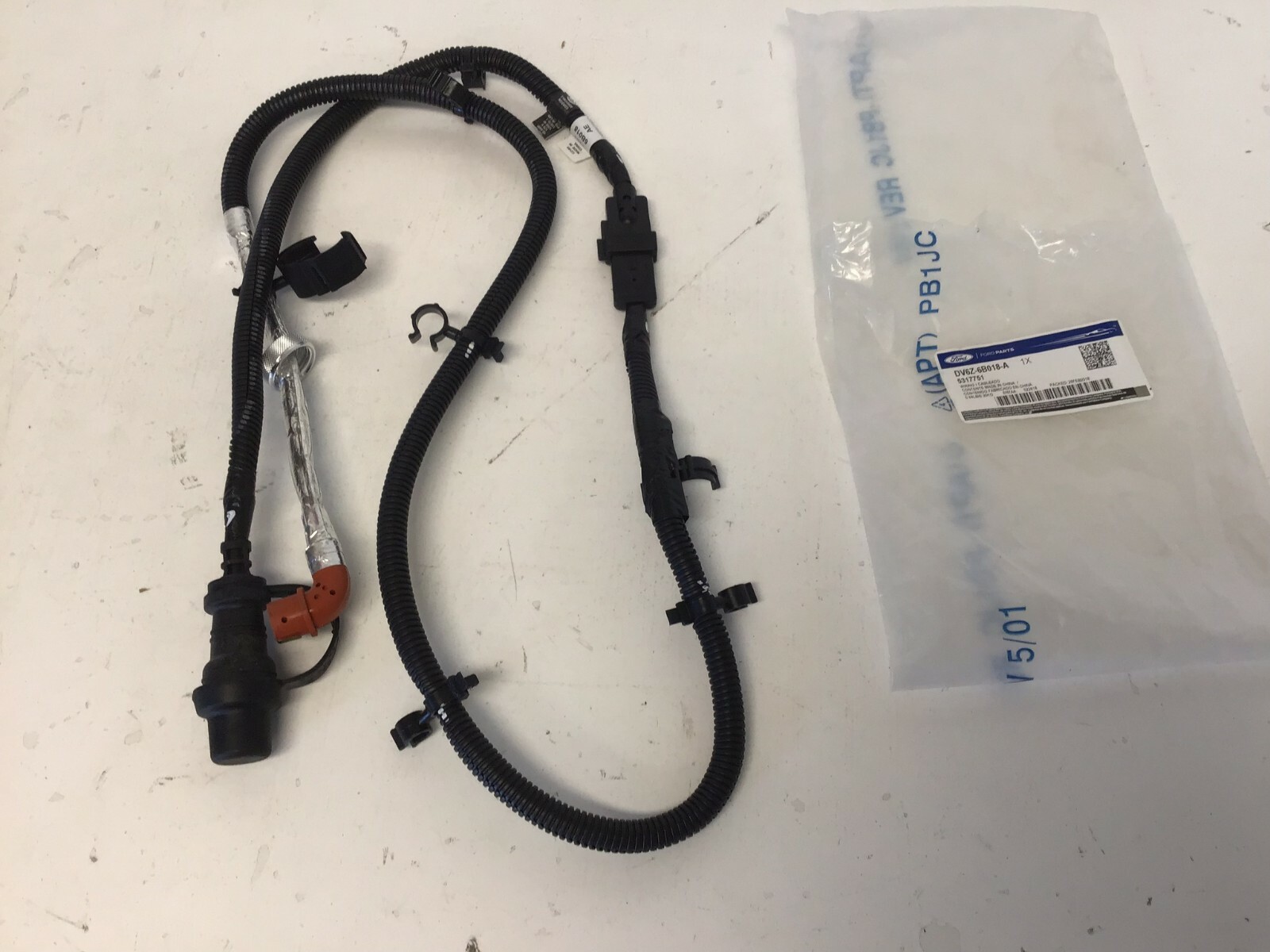 Ford Escape Transit Connect 2.5L OEM Engine Heater Wire Assembly DV6Z ...