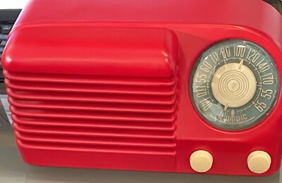 Restored Olympic 6-501 Collectible Deco Tube Radio From 1946. Plays ...