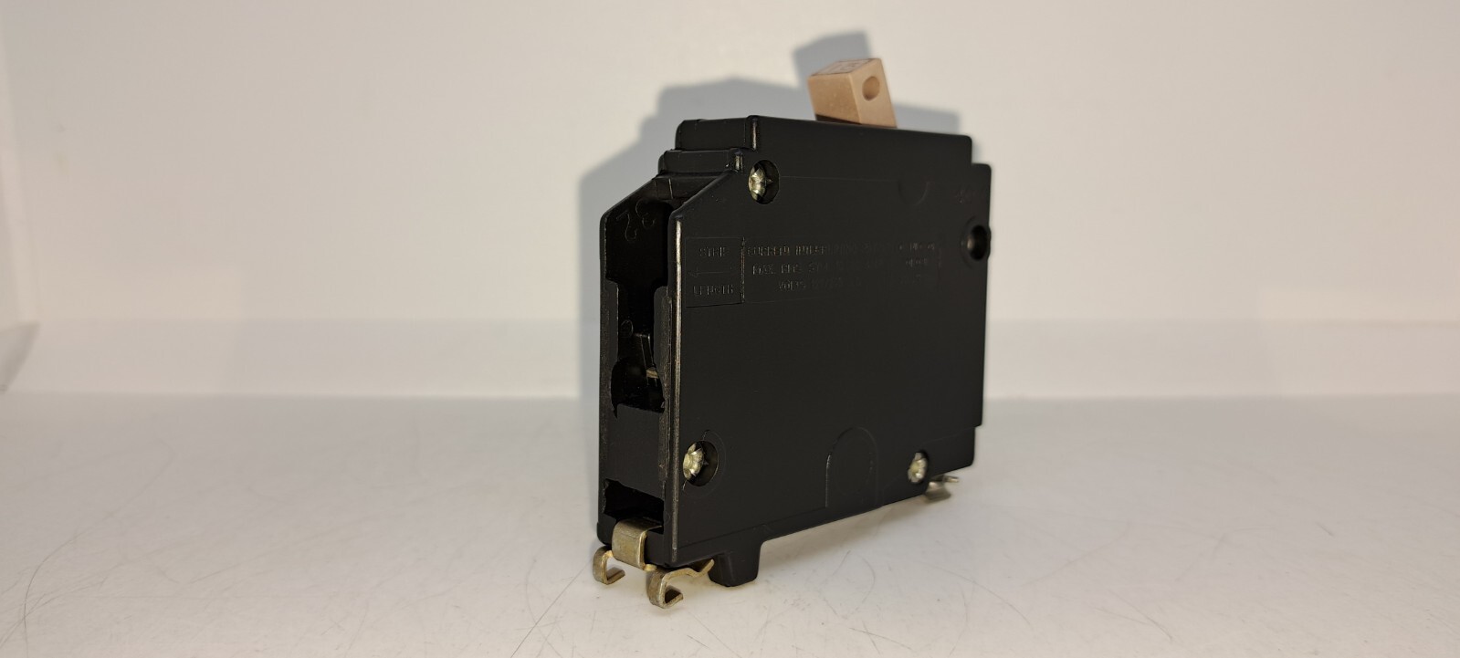 Cutler Hammer CH115 15 Amp 1 Pole 120/240V METAL FOOT Type CH Circuit ...