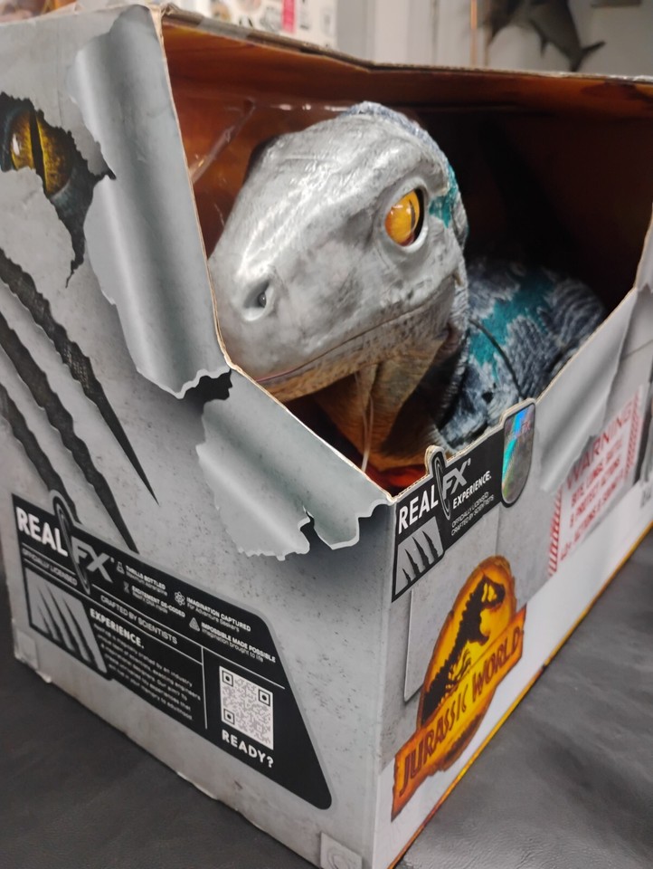 Jurassic World REAL FX Baby Blue Animatronic Dinosaur, Brand New! Free ...