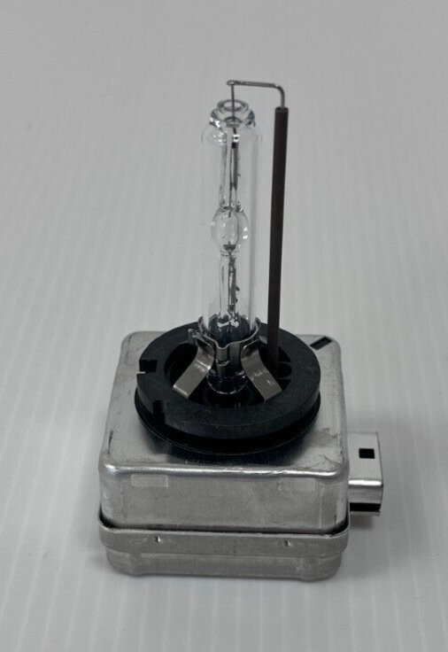 Genuine Land Rover/ Range Rover Headlamps And Front Flasher Lamps Bulb ...